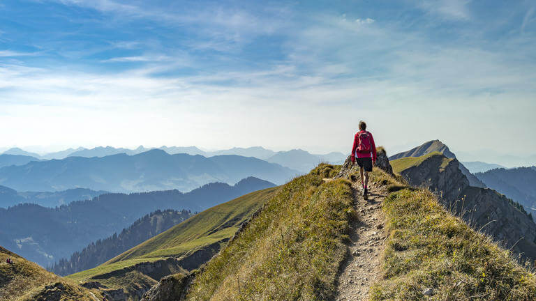 Solo travel popularity examined | ITIJ